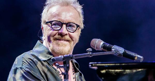 Umberto Tozzi annuncia l'addio ai concerti con un ultimo tour mondiale